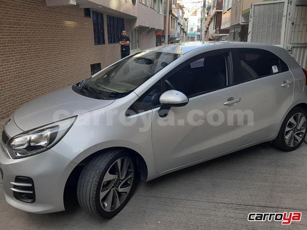 KIA Rio Spice 2016 en Bogota