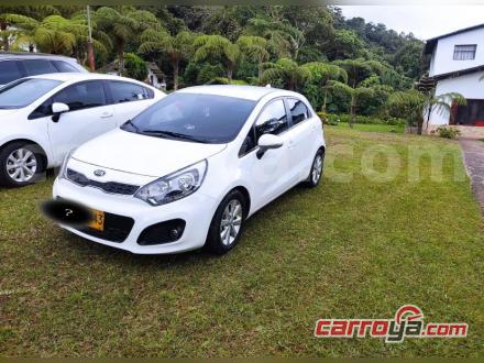 KIA Rio Spice 2015 en Cali