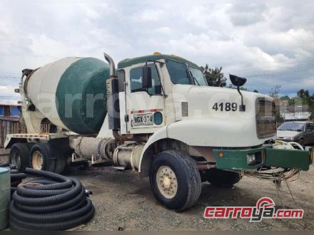 Oshkosh 1070f 2004 en Popayan