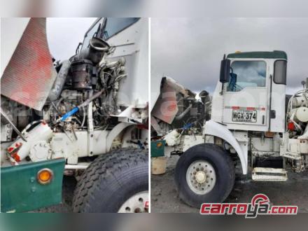 Oshkosh 1070f 2004 en Popayan