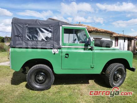 Land Rover Santana 1961 en Villa de leyva