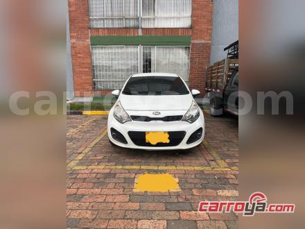 KIA Rio 2014 en Bogota