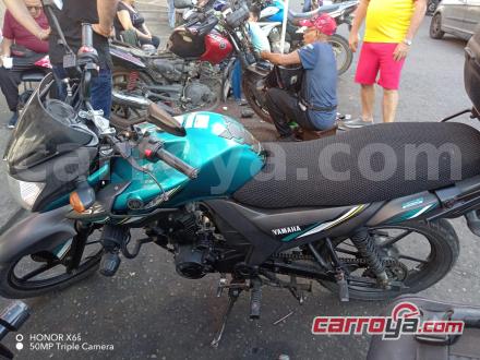 Yamaha SZ-R 2019 en Ibague