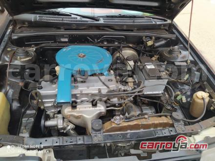Mazda 323 1988 en Bello
